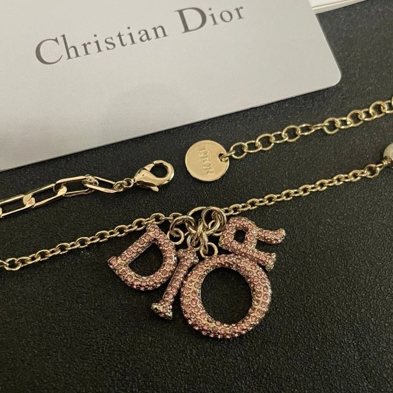 Factory-made Christian Dior Necklaces