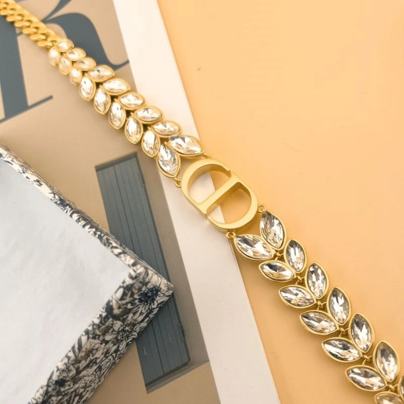 Economical Christian Dior Necklaces