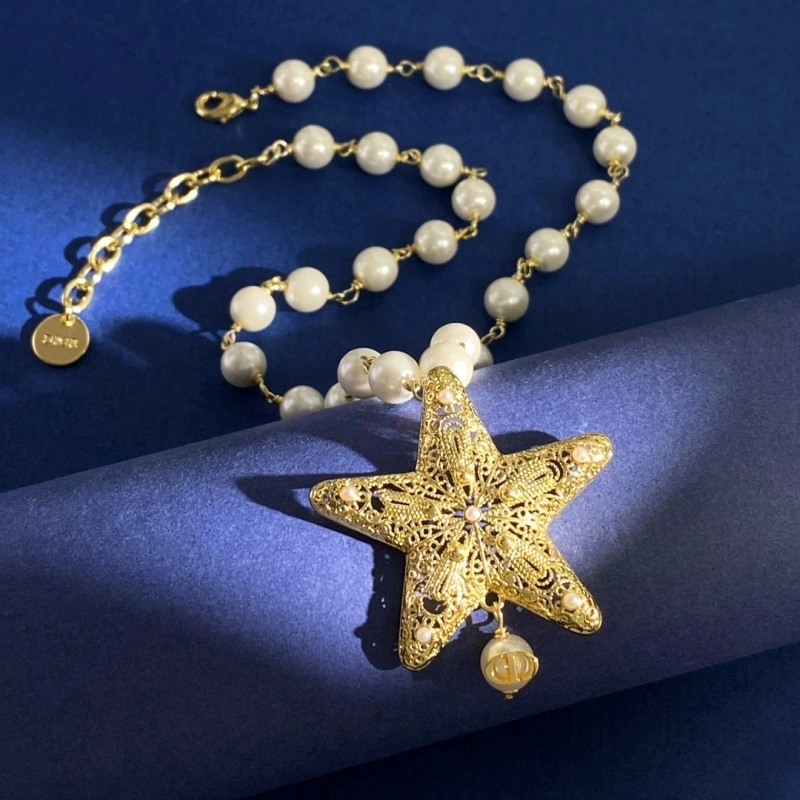 Economical Christian Dior Necklaces