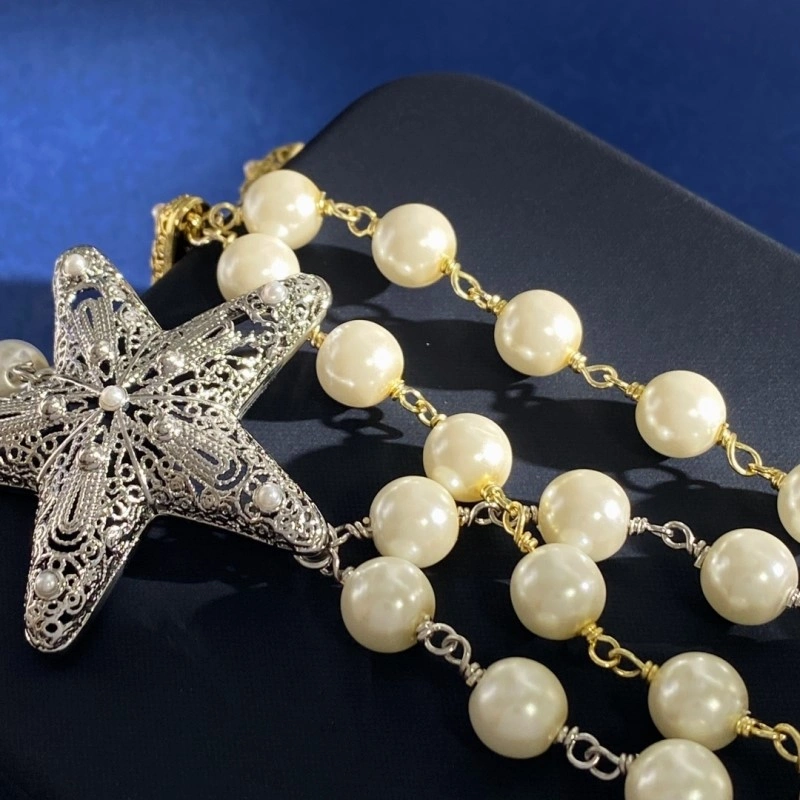 Economical Christian Dior Necklaces