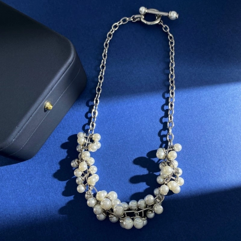 Top mirror Christian Dior Necklaces