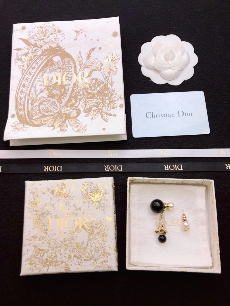 OEM Christian Dior Necklaces