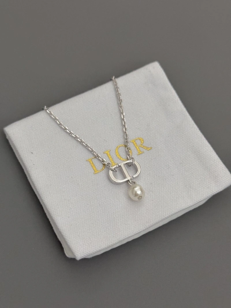 Official Christian Dior Necklaces
