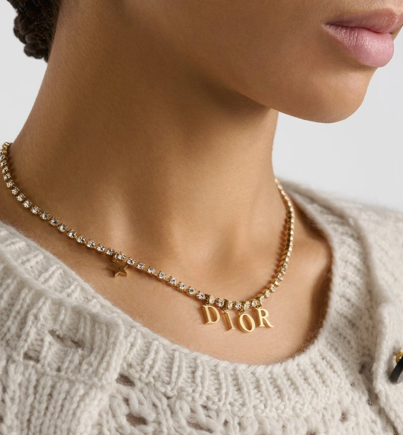 Low-cost Christian Dior Necklaces