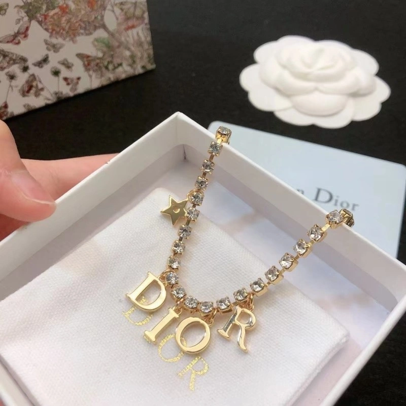 Low-cost Christian Dior Necklaces