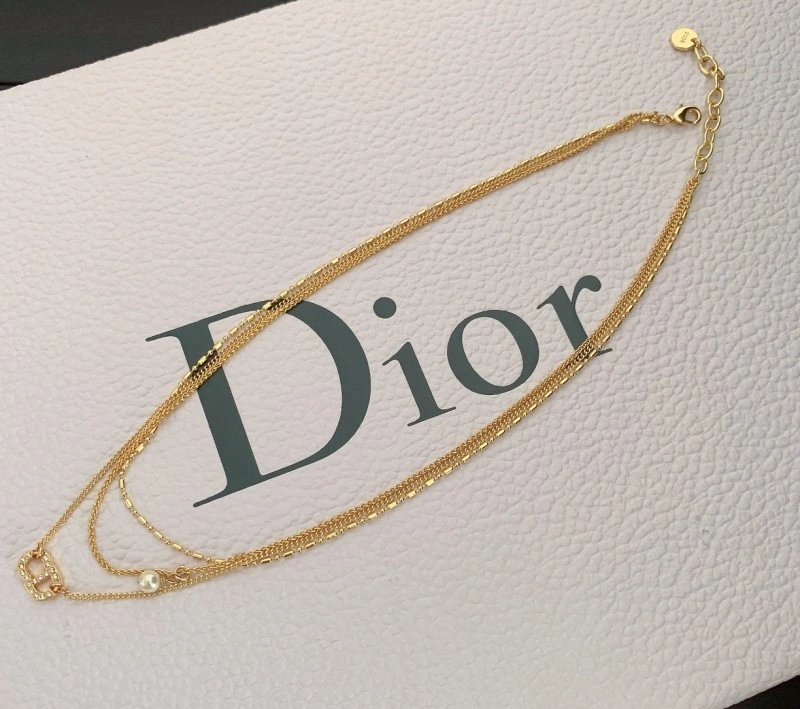 Economical Christian Dior Necklaces