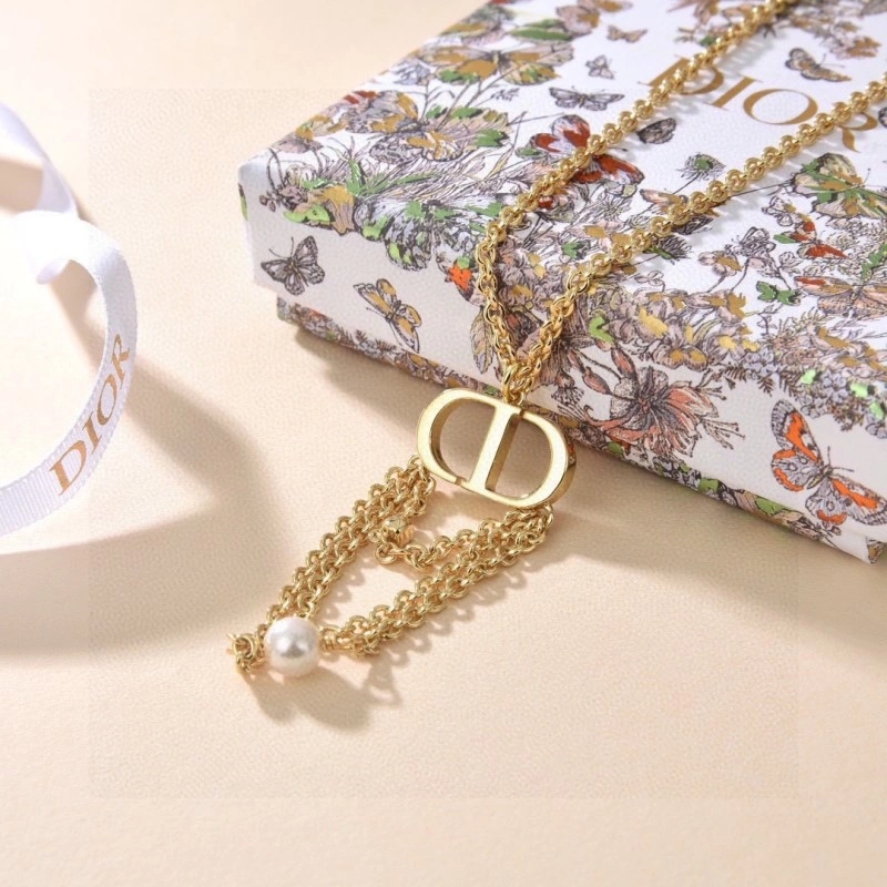 Top mirror Christian Dior Necklaces
