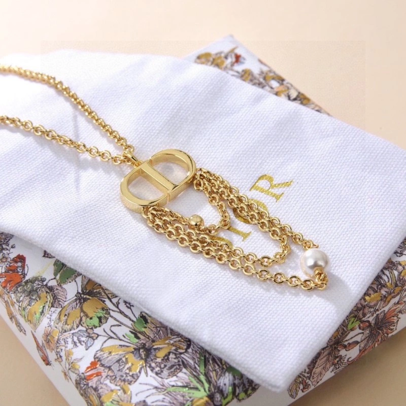 Top mirror Christian Dior Necklaces
