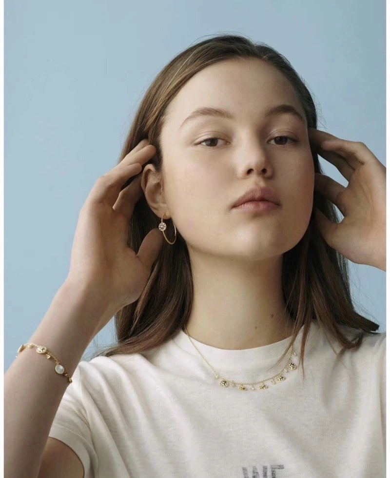 Economical Christian Dior Necklaces