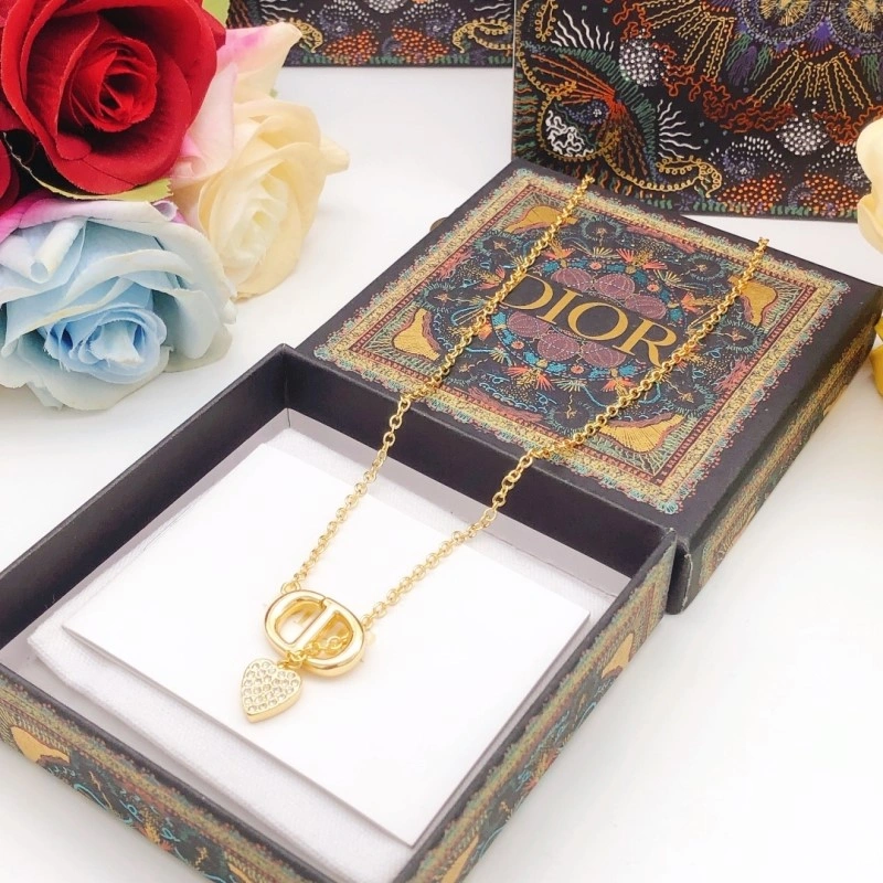 Cut-rate Christian Dior Necklaces
