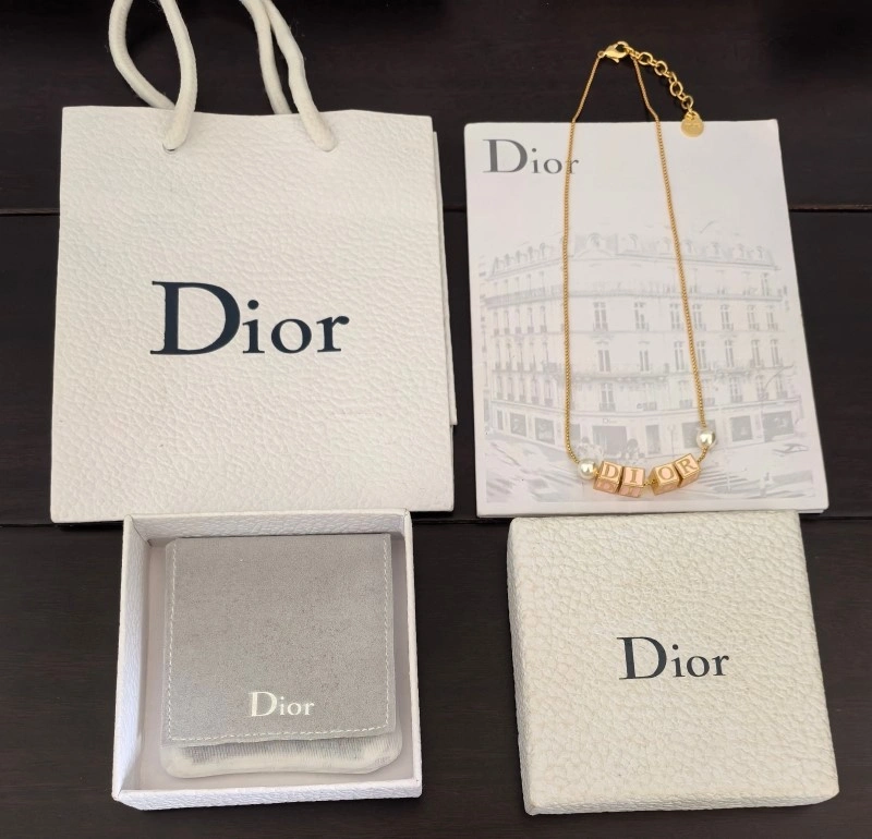Exact replica Christian Dior Necklaces