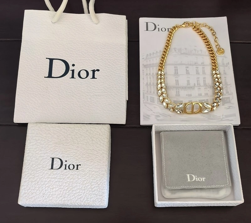 Economical Christian Dior Necklaces