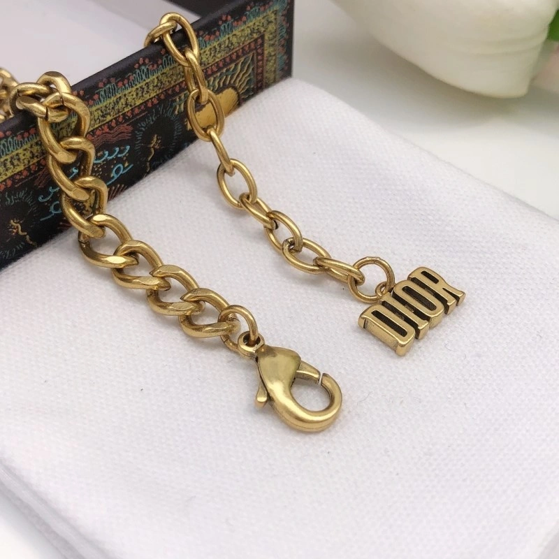 High fidelity Christian Dior Necklaces