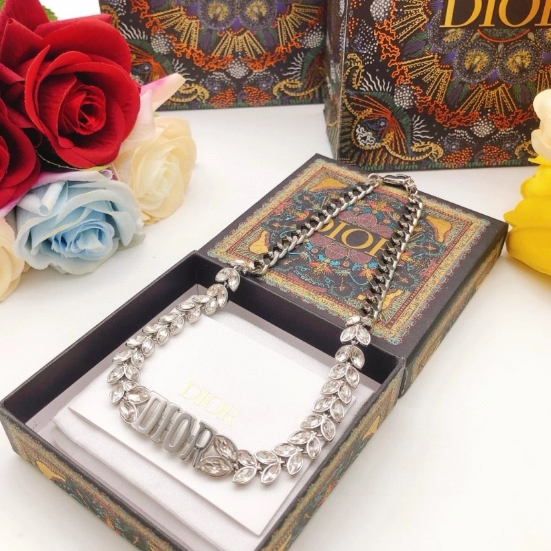 High fidelity Christian Dior Necklaces