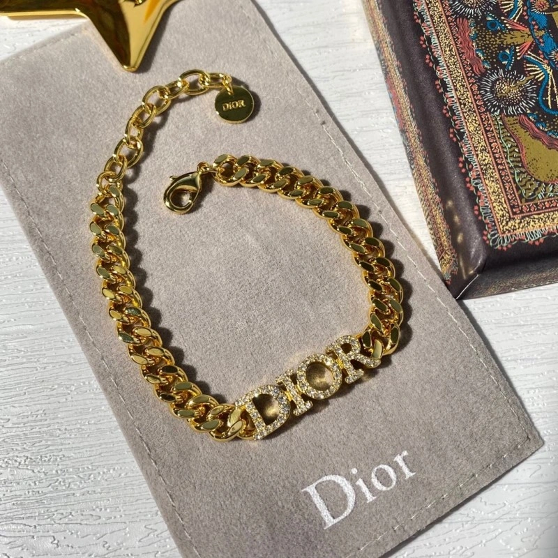 Official Christian Dior Necklaces