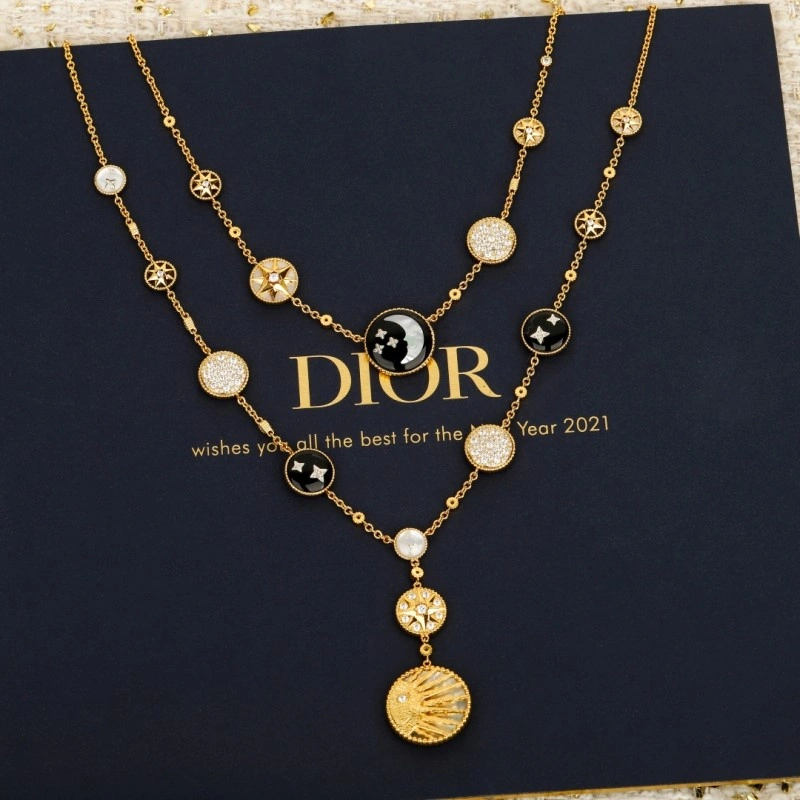 Bargain Christian Dior Necklaces