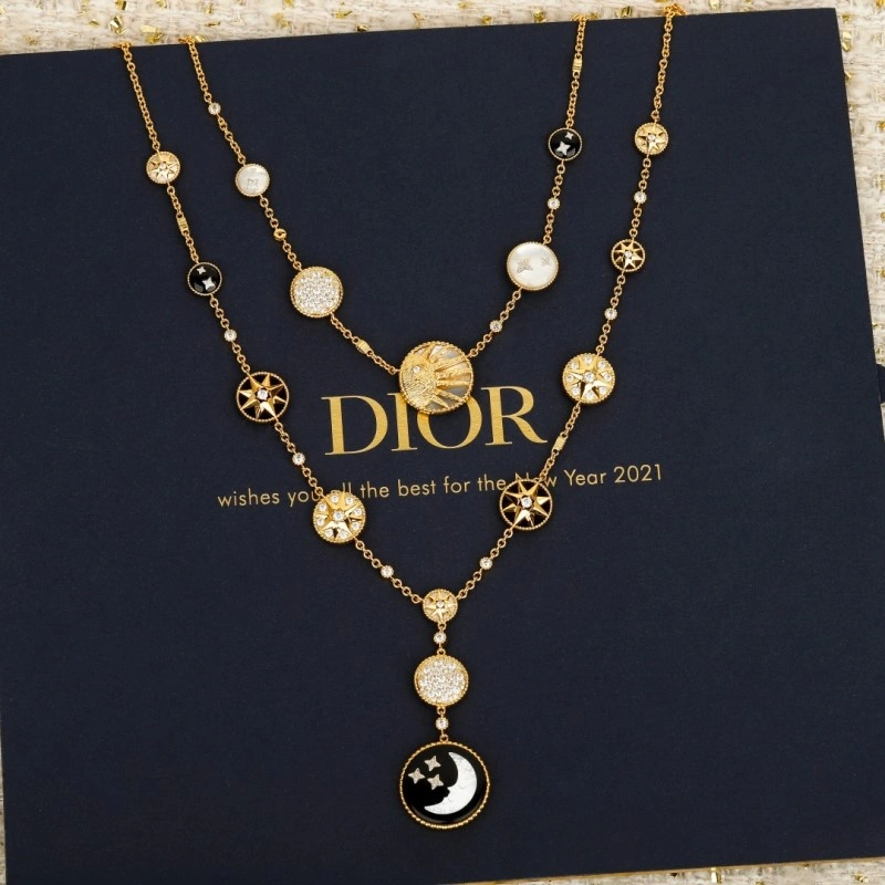 Bargain Christian Dior Necklaces
