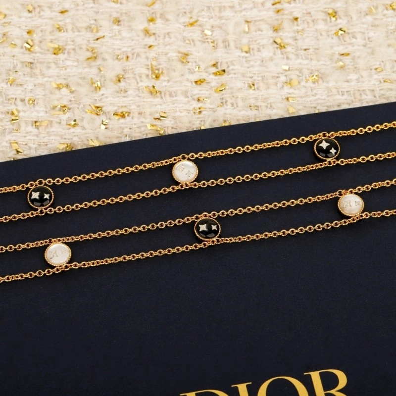 Bargain Christian Dior Necklaces
