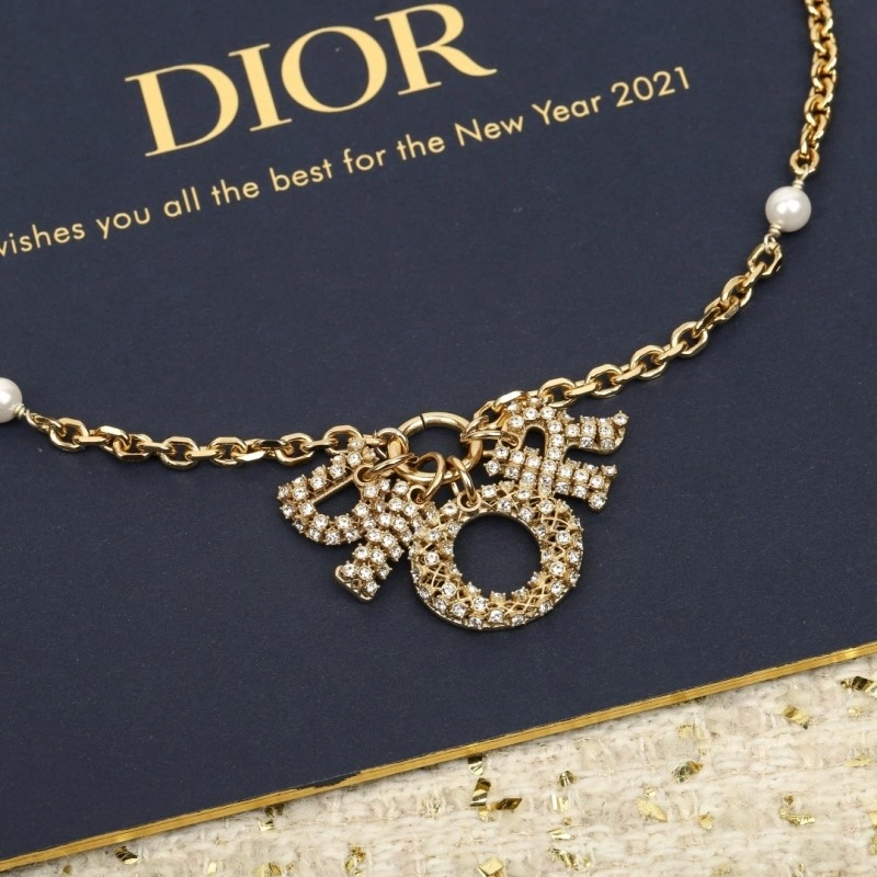 Bargain Christian Dior Necklaces