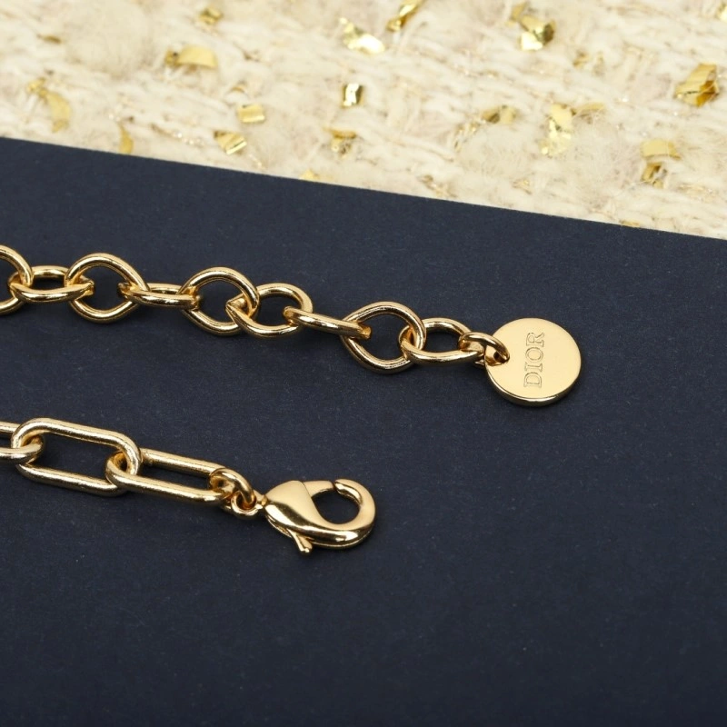 Bargain Christian Dior Necklaces
