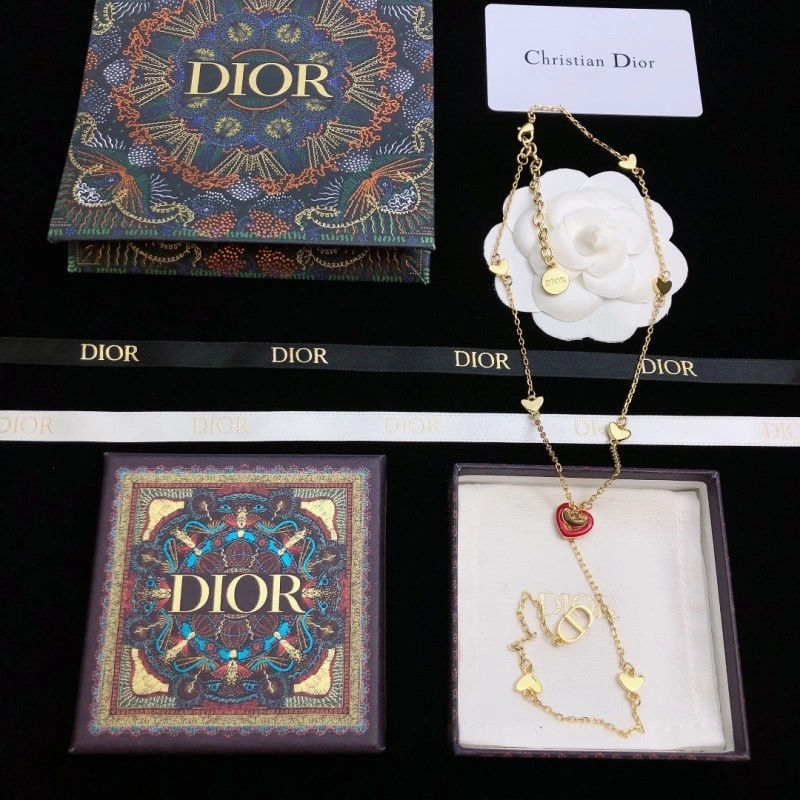 Top mirror Christian Dior Necklaces