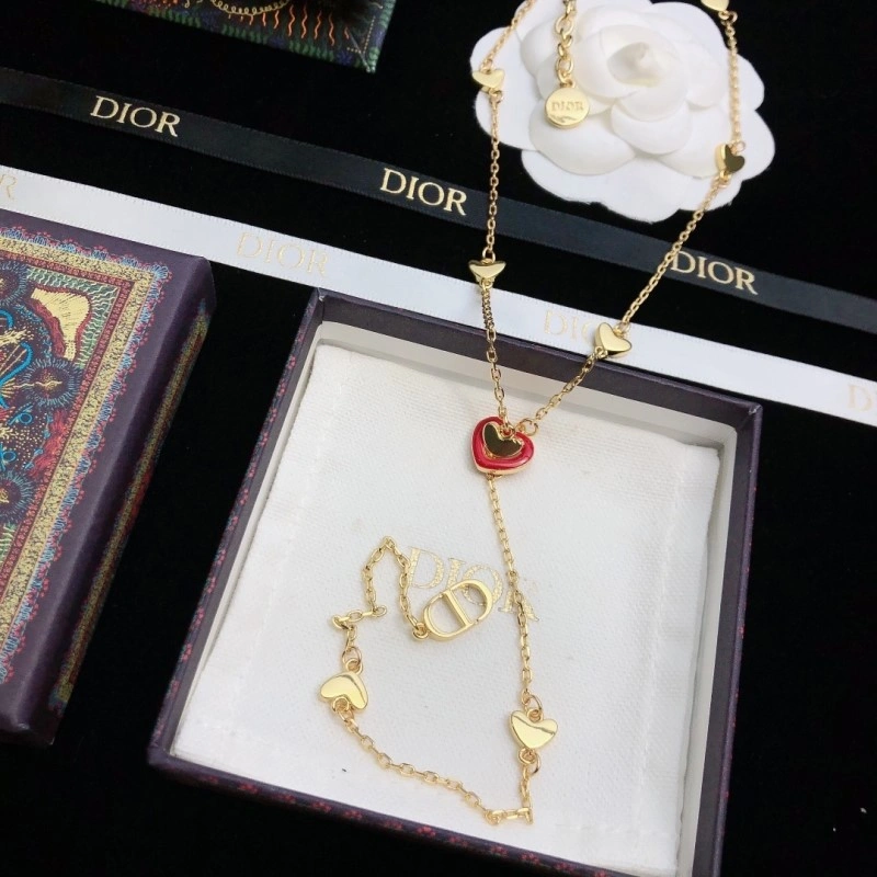 Top mirror Christian Dior Necklaces