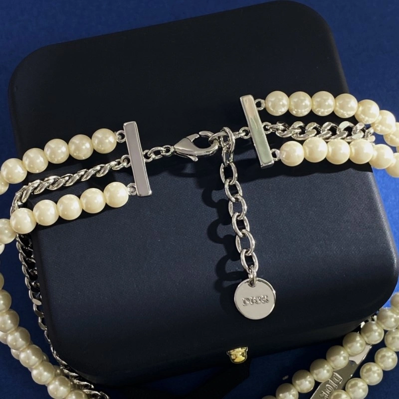 1:1 copy Christian Dior Necklaces
