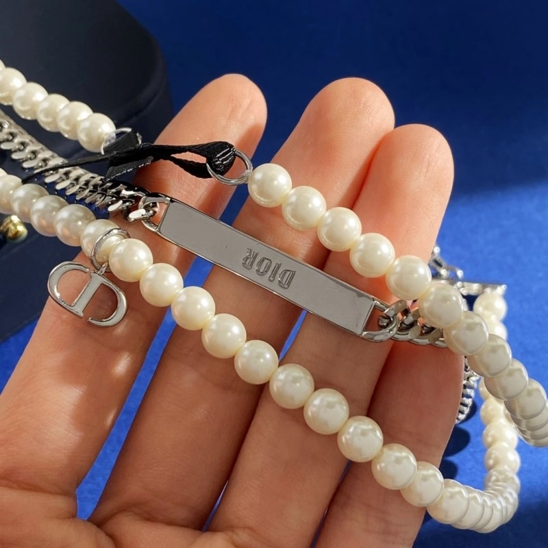 1:1 copy Christian Dior Necklaces