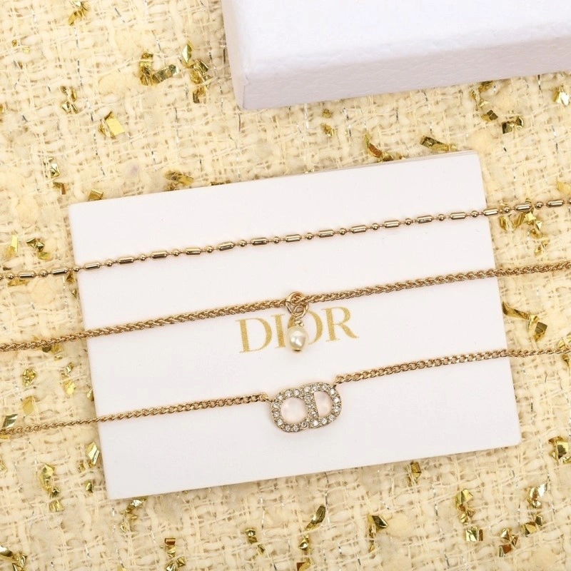 Top mirror Christian Dior Necklaces