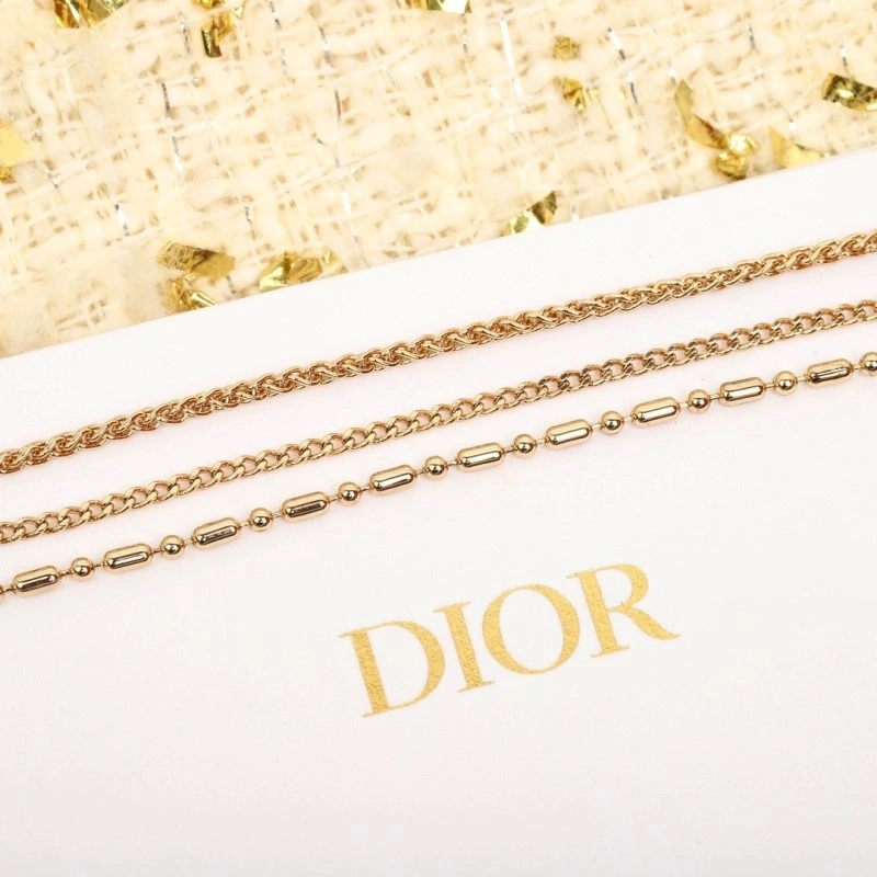 Top mirror Christian Dior Necklaces