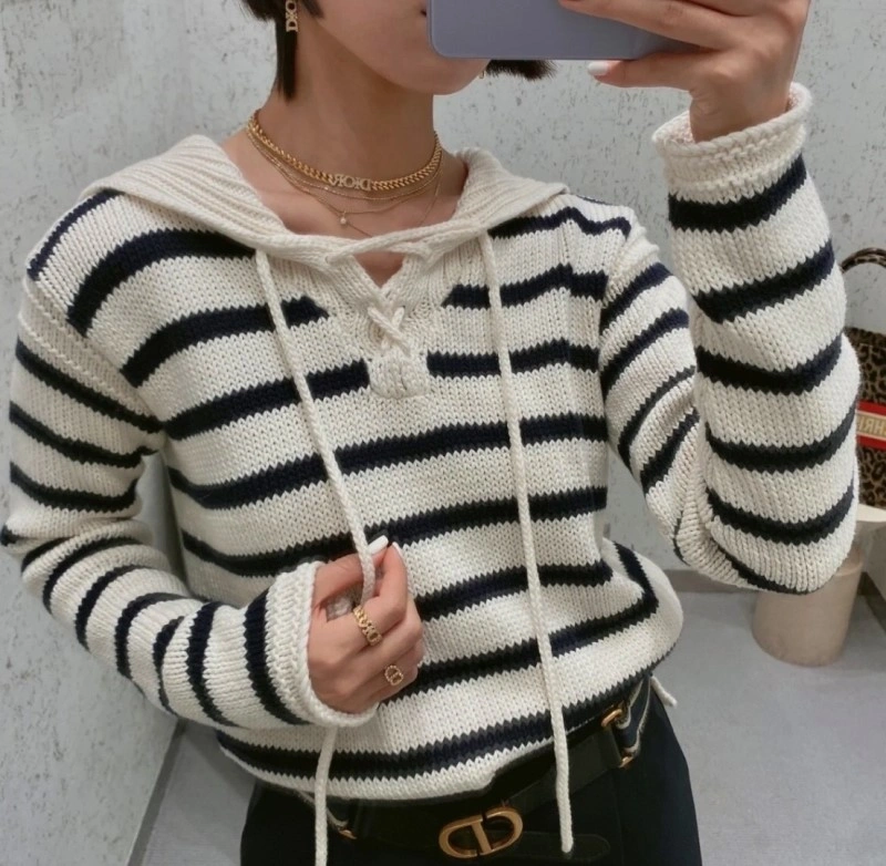 Top mirror Christian Dior Necklaces