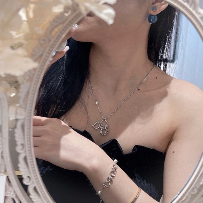 Legit Christian Dior Necklaces