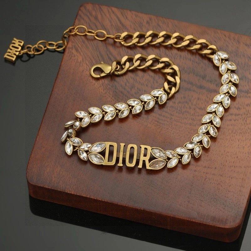 Low-cost Christian Dior Necklaces