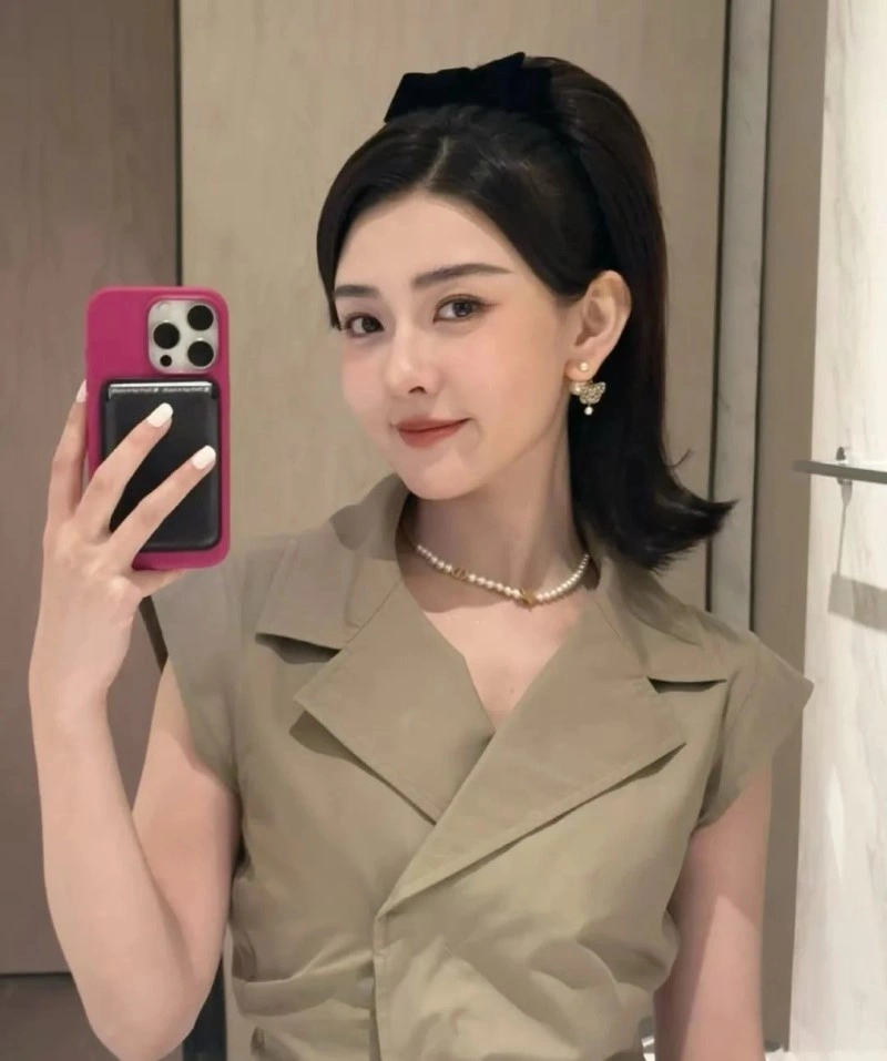 Precise copy Christian Dior Necklaces