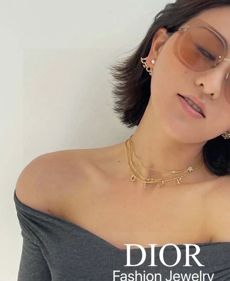 Official Christian Dior Necklaces