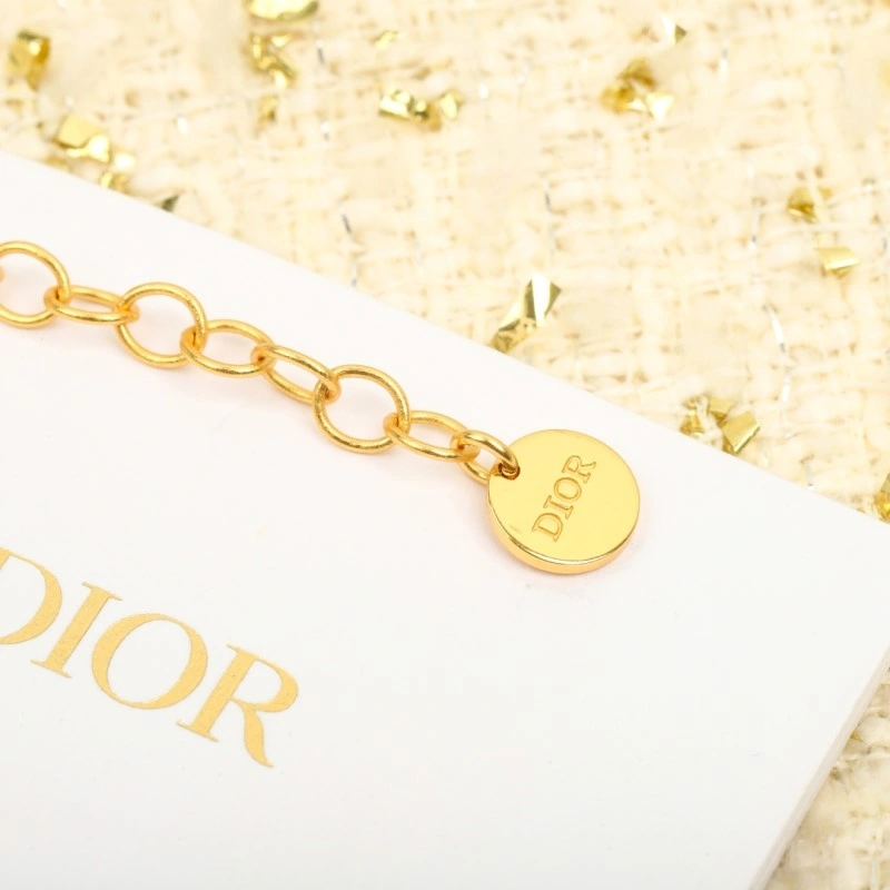 Top match Christian Dior Necklaces