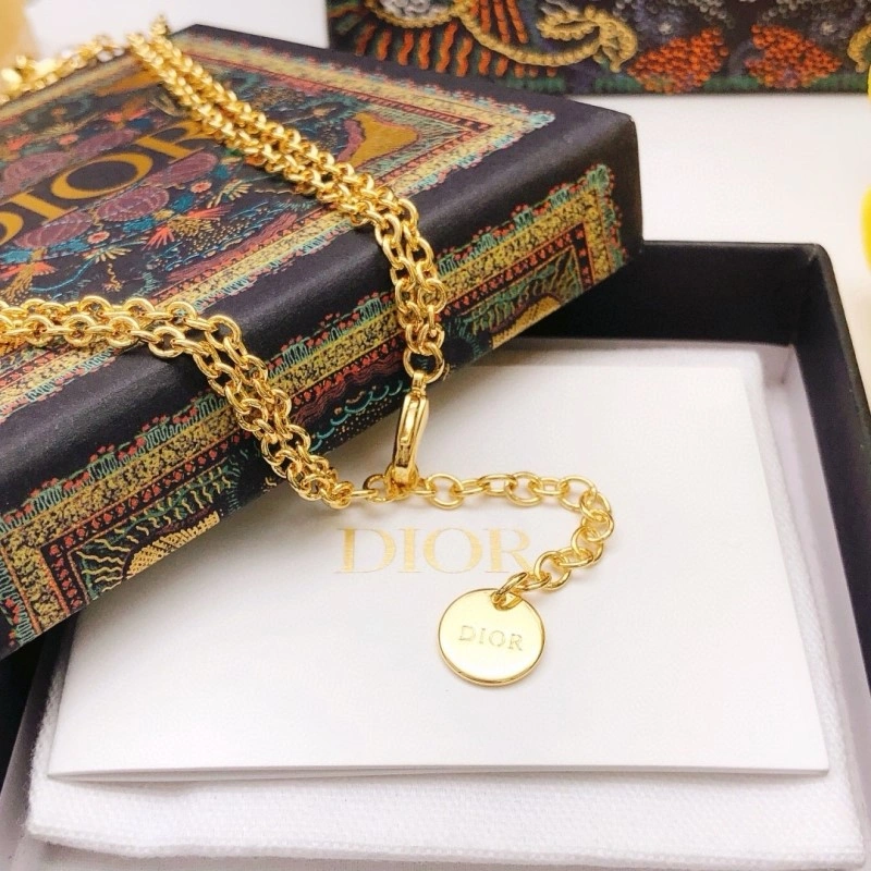 Top match Christian Dior Necklaces