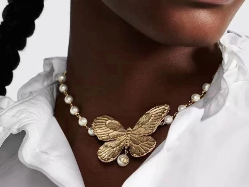 Factory-made Christian Dior Necklaces