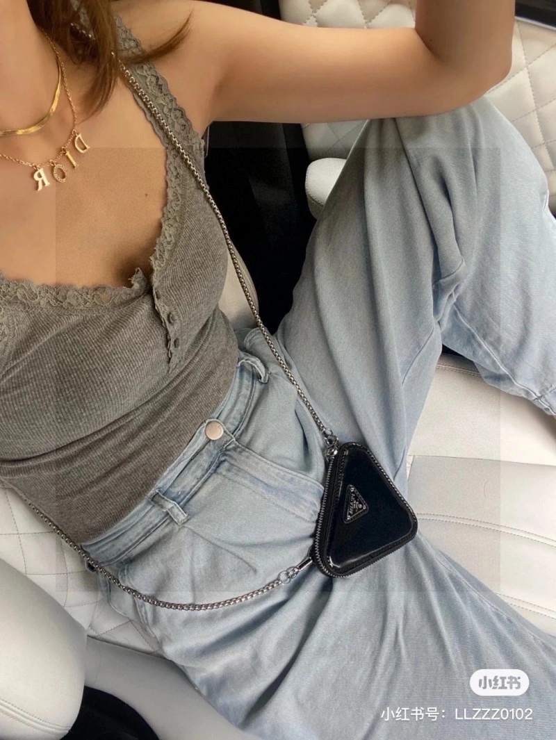 Discounted Christian Dior Necklaces