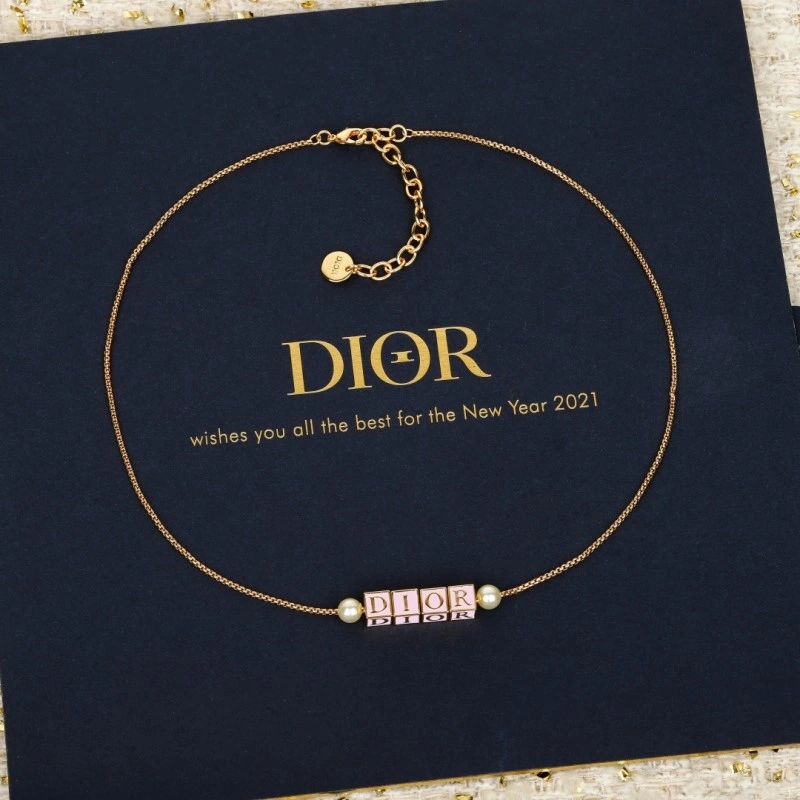 Top match Christian Dior Necklaces