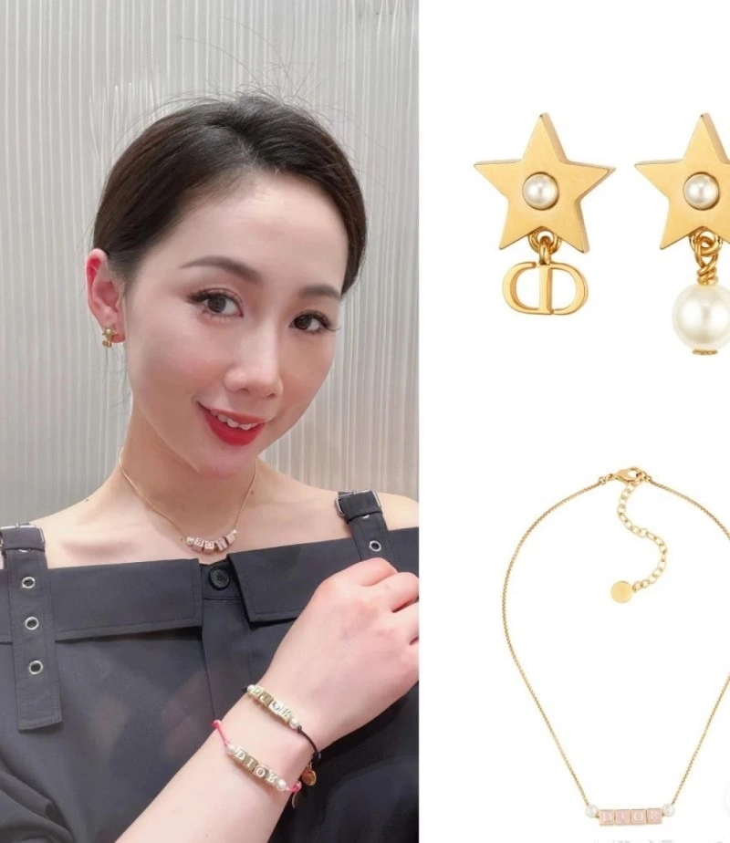 Top match Christian Dior Necklaces