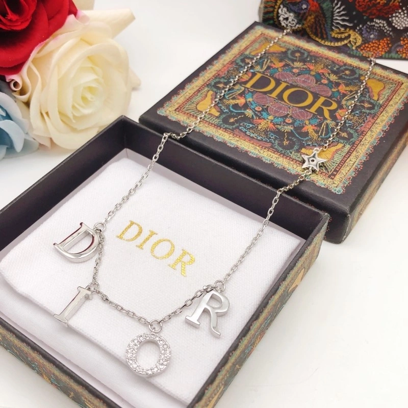 Bargain Christian Dior Necklaces
