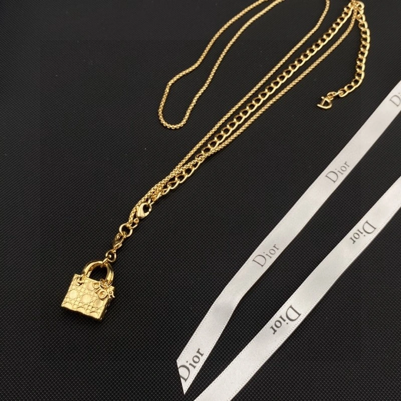 Top mirror Christian Dior Necklaces