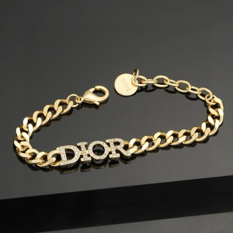 Cut-rate Christian Dior Necklaces