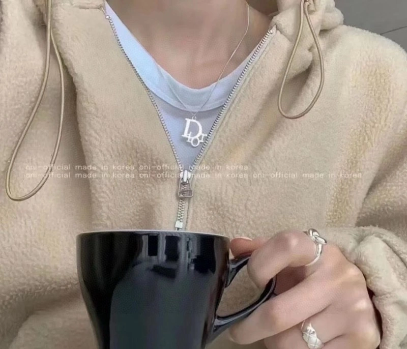 Discounted Christian Dior Necklaces