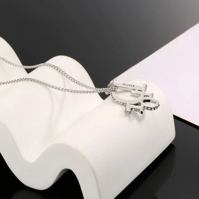 Discounted Christian Dior Necklaces