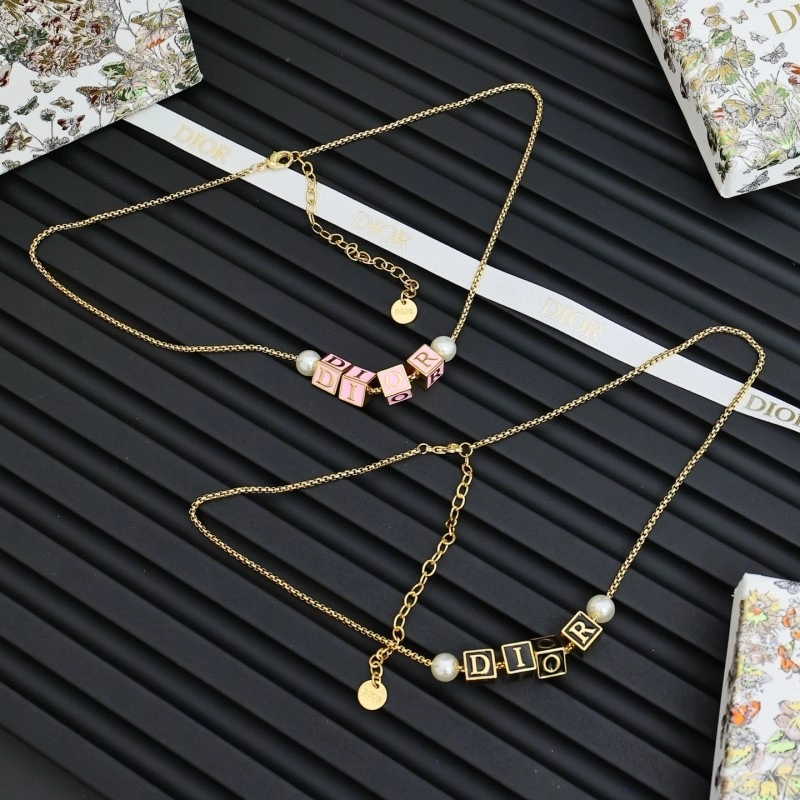 Cut-rate Christian Dior Necklaces
