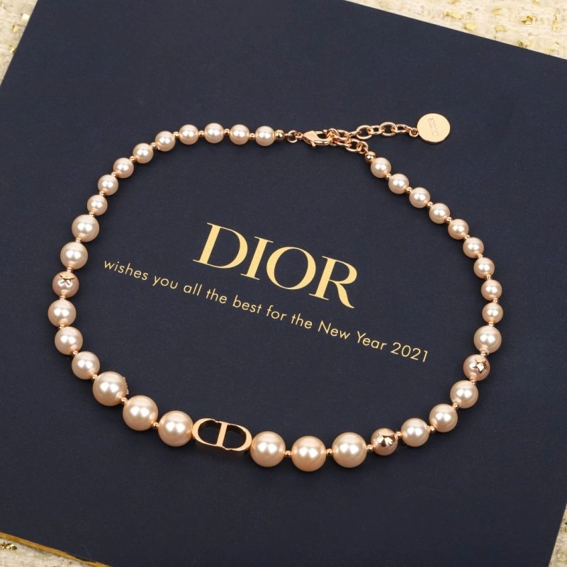 High fidelity Christian Dior Necklaces