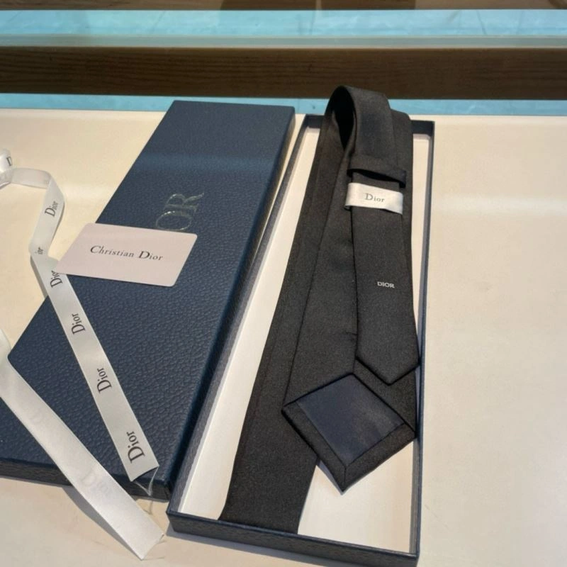 Bargain Christian Dior Neckties