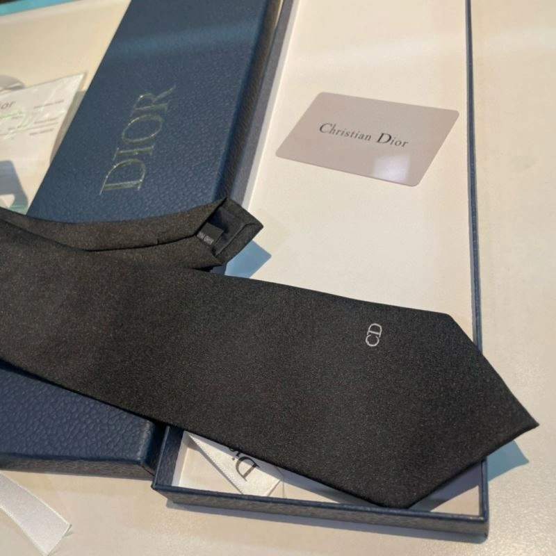 Bargain Christian Dior Neckties